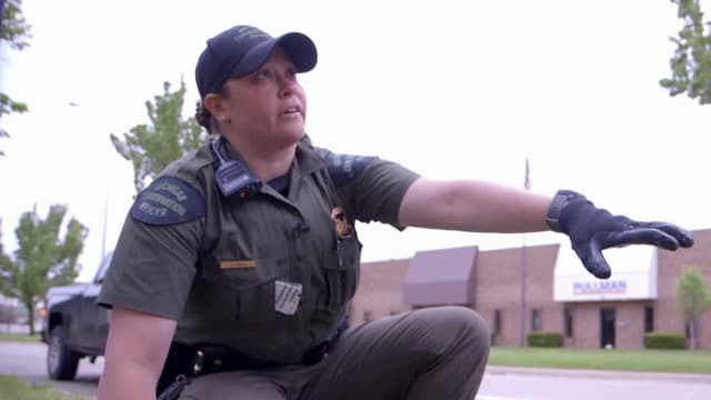 Watch Wardens S09:E07 - White Bass Patrol - Free TV Shows | Tubi