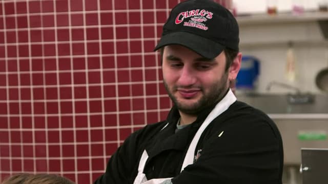 Watch Cake Boss S13:E12 - Gems, Geodes, Cake Boss Junior - Free TV Shows | Tubi