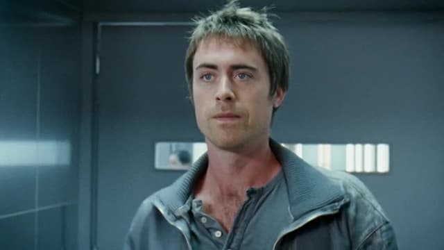 Watch Primeval S02:E01 - Episode 1 Free TV | Tubi