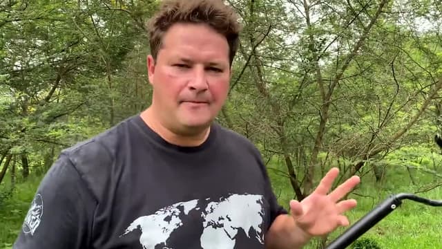 Watch Dingo Untamed S01:E15 - Snouted Cobra - Puff A - Free TV Shows | Tubi