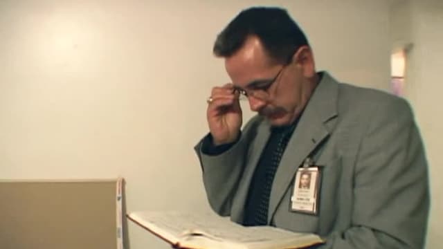 Watch The First 48 S02:E11 - Murder in the Driveway / Double Shooting ...