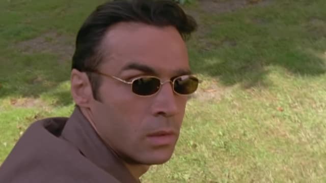 Watch Highlander S06:E02 - Armageddon - Free TV Shows | Tubi