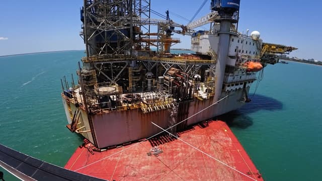 Watch Mega Shippers: Land, Air & Sea S03:E02 - Jack - Free TV Shows | Tubi