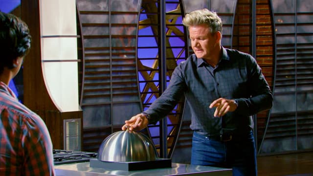 Watch MasterChef S08:E05 - Shell Shocked & Scrambled - Free TV Shows | Tubi