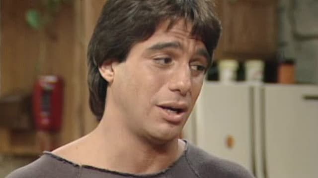 Watch Who's the Boss? S01:E07 - Mona Gets Pinned Free TV | Tubi