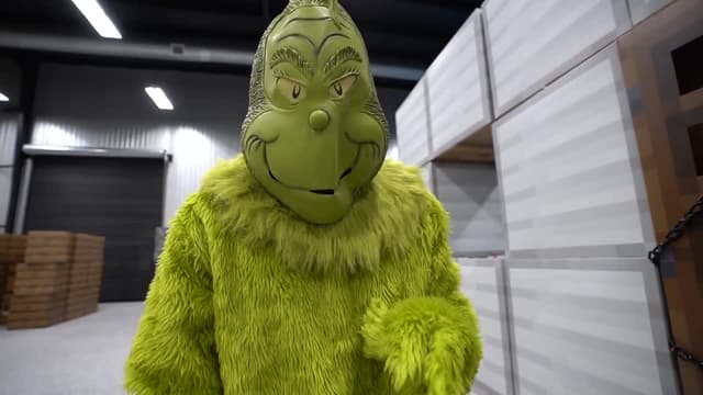 Watch Unspeakable S04:E03 - Overnight Candy Shop 24- - Free TV Shows | Tubi