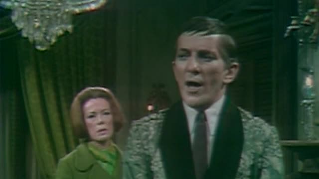 Watch Dark Shadows S04:E26 - Episode 356 - Free TV Shows | Tubi