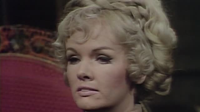 Watch Dark Shadows S14:E18 - Episode 753 - Free TV Shows | Tubi