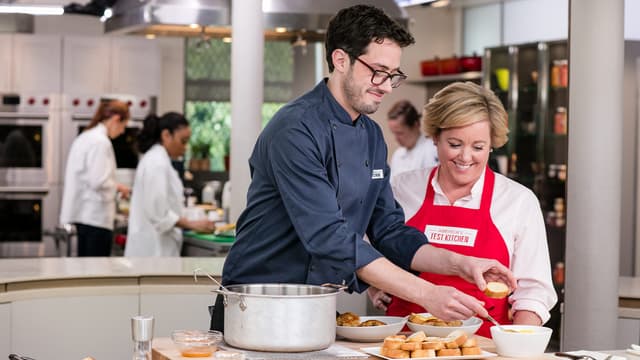 Watch America's Test Kitchen Season 18 - Free TV Shows | Tubi