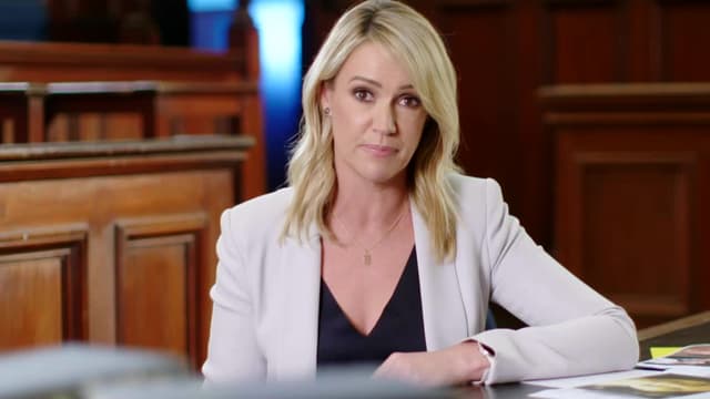 Watch Inside Crime S02:E10 - Episode 10 - Free TV Shows | Tubi