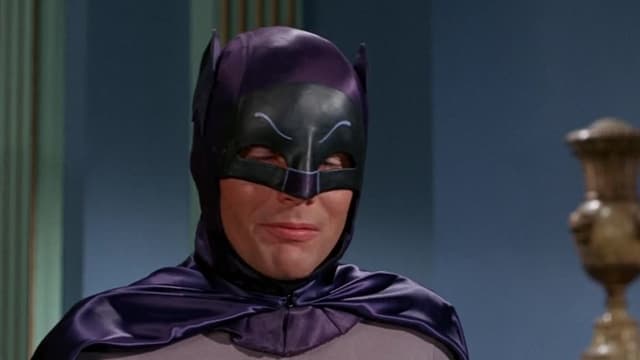 Watch Batman S02:E01 - Shoot a Crooked Arrow Free TV | Tubi