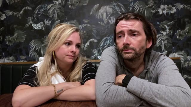 Watch Staged S01:E01 - Cachu Hwch Free TV | Tubi