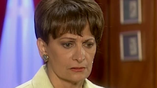 Watch Mujer Secreta S01:E01 - Capítulo 1 Free TV | Tubi