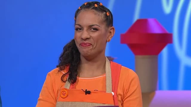 Watch Imagination Train S01:E37 - Snake - Free TV Shows | Tubi