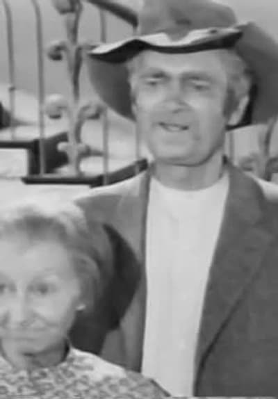 Watch The Beverly Hillbillies S01:E19 - Elly Races Jethrine Free TV | Tubi