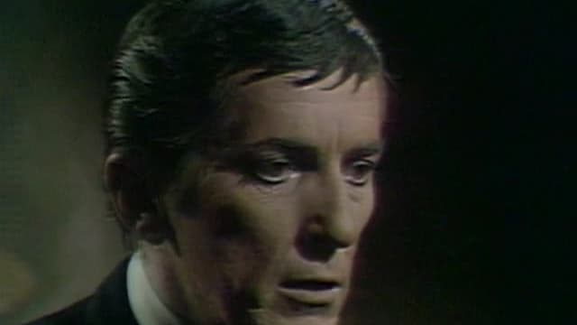 Watch Dark Shadows S04:E10 - Episode 340 Free TV | Tubi