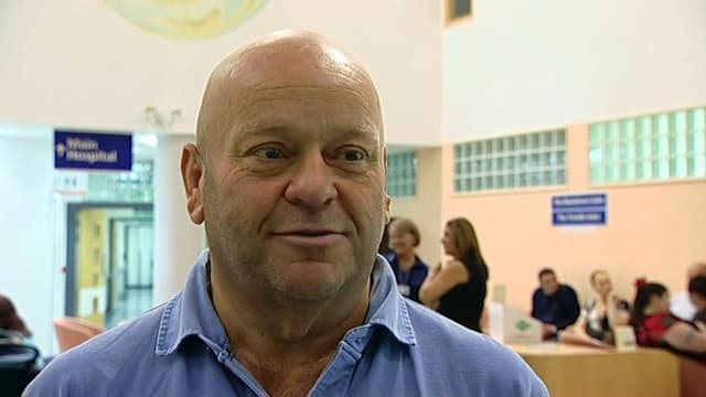 Watch Fat Doctor S03:E07 - Neil and Craig - Free TV Shows | Tubi