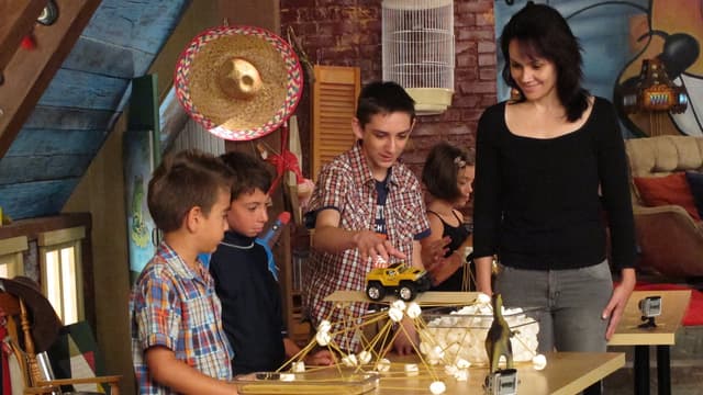 Watch Finding Stuff Out S02:E206 - Habitats Free TV | Tubi