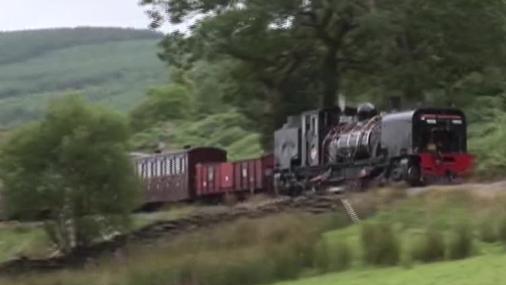 Watch Lots & Lots of Trains: Roaring Down the Rails (2 - Free Movies | Tubi