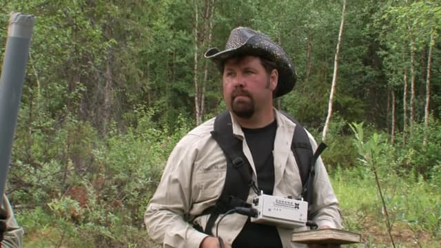 Watch Meteorite Men S03:E03 - Return to Sweden - Free TV Shows | Tubi