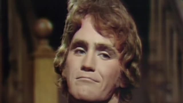 Watch Dark Shadows Season 18 - Free TV Shows | Tubi