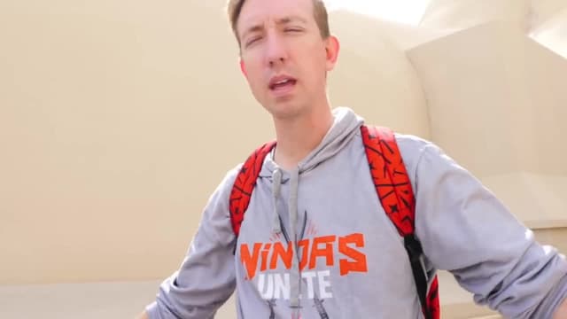 Watch Spy Ninjas S18:E06 - VY Qwaint vs HACKER CHASE on TRAIN to ...