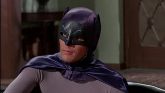 Watch Batman S02:E01 - Shoot a Crooked Arrow Free TV | Tubi