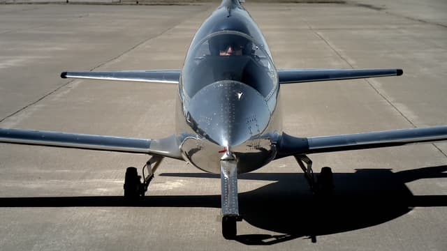 Watch The Aviators S04:E01 - FLS Microjet - Free TV Shows | Tubi