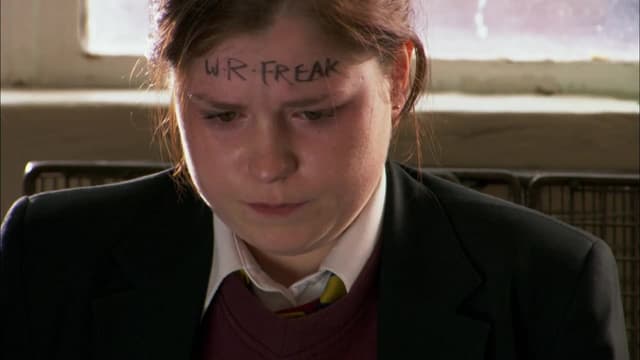 Watch Waterloo Road S05:E03 - Episode 3 - Free TV Shows | Tubi