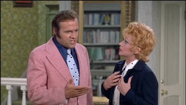 Watch Here's Lucy S06:E07 - Lucy's Tenant - Free TV Shows | Tubi