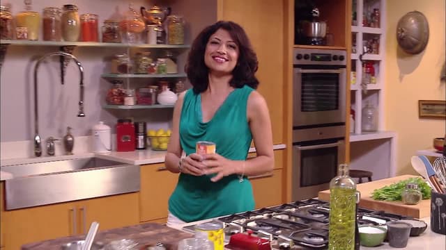 Watch Spice Goddess S02:E04 - From the Pantry - Free TV Shows | Tubi