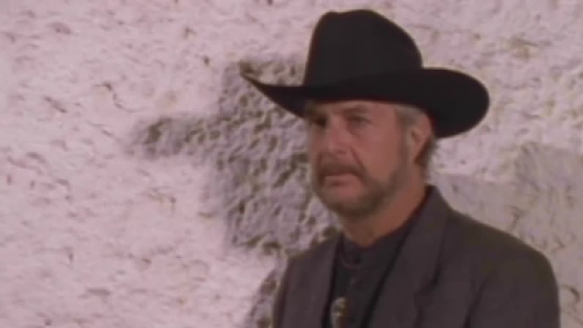 Watch Dos Monjitas en Peligro (1998) - Free Movies | Tubi