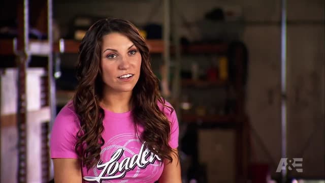 Watch Shipping Wars S04:E04 - If the Boat's a Rockin'... Free TV | Tubi