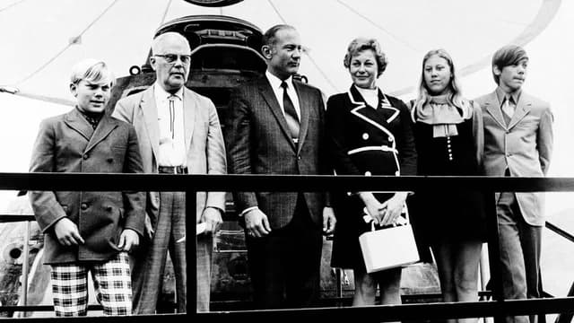 Watch The Apollo Chronicles S01:E04 - Hailed as Heroes Free TV | Tubi