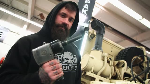 Watch Diesel Brothers S03:E05 - Snow Job - Free TV Shows | Tubi