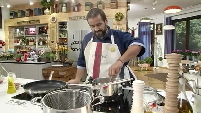 Watch Robin Food - Free TV Series | Tubi