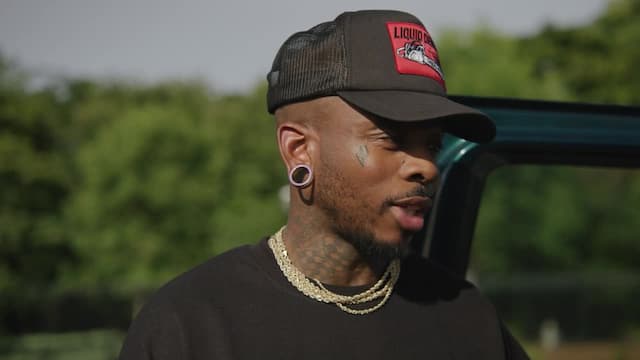 Watch The Transporter S02:E02 - Who Was That - Free TV Shows | Tubi