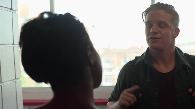 Watch Situationships S02:E02 - Episode 2 - Free TV Shows | Tubi