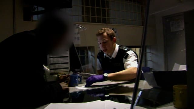 Watch Brit Cops S02:E04 - Episode 4 - Free TV Shows | Tubi