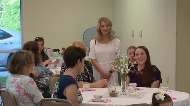 Watch Bringing Up Bates S08:E04 - A Sweet Shower & a Surprise Switch ...