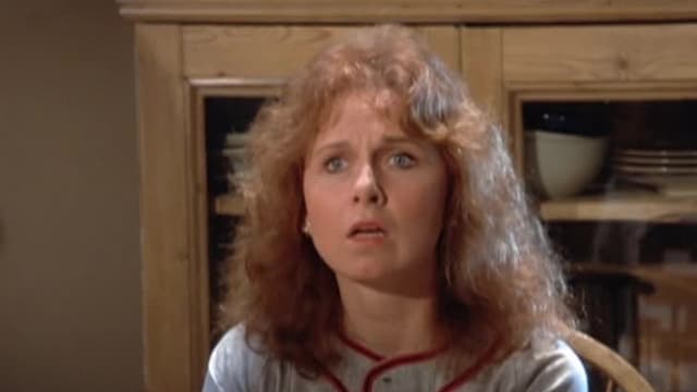 Watch Spenser: For Hire S02:E07 - Home Is the Hero - Free TV Shows | Tubi