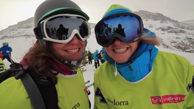 Watch Chill (Español) S01:E03 - Chill | Surf, Wakebo - Free TV Shows | Tubi