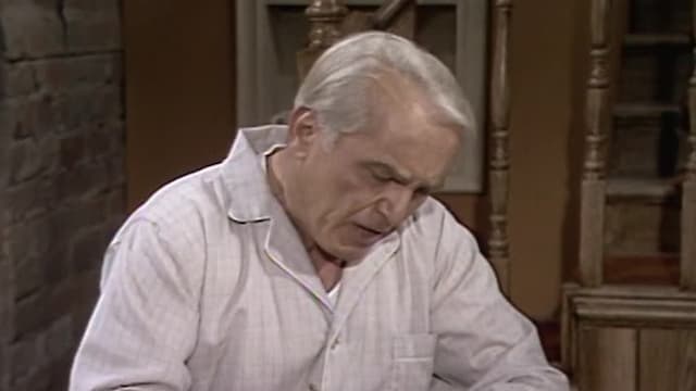 Watch Too Close for Comfort S04:E01 - The Enemy Above Free TV | Tubi