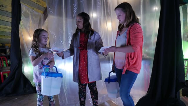 Watch Finding Stuff Out S05:E511 - Wild Water - Free TV Shows | Tubi