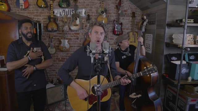 Watch DittyTV's Vibe and Dime Sessions S01:E04 - Travis Linv Free TV | Tubi