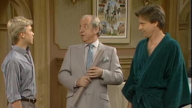 Watch Silver Spoons S04:E401 - Mrs. Stratton Builds Her Dream House ...