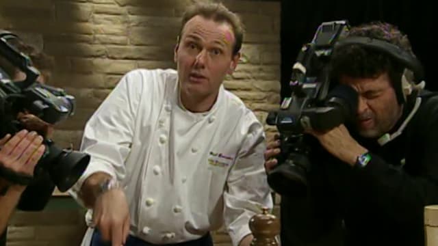 Watch Cook Like a Chef S03:E3087 - BBQ With Ned Bell Free TV | Tubi