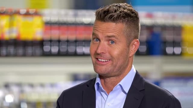 Watch My Kitchen Rules S09:E23 - Episode 23 - Free TV Shows | Tubi