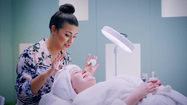 Watch Body Fixers S02:E03 - Episode 3 - Free TV Shows | Tubi