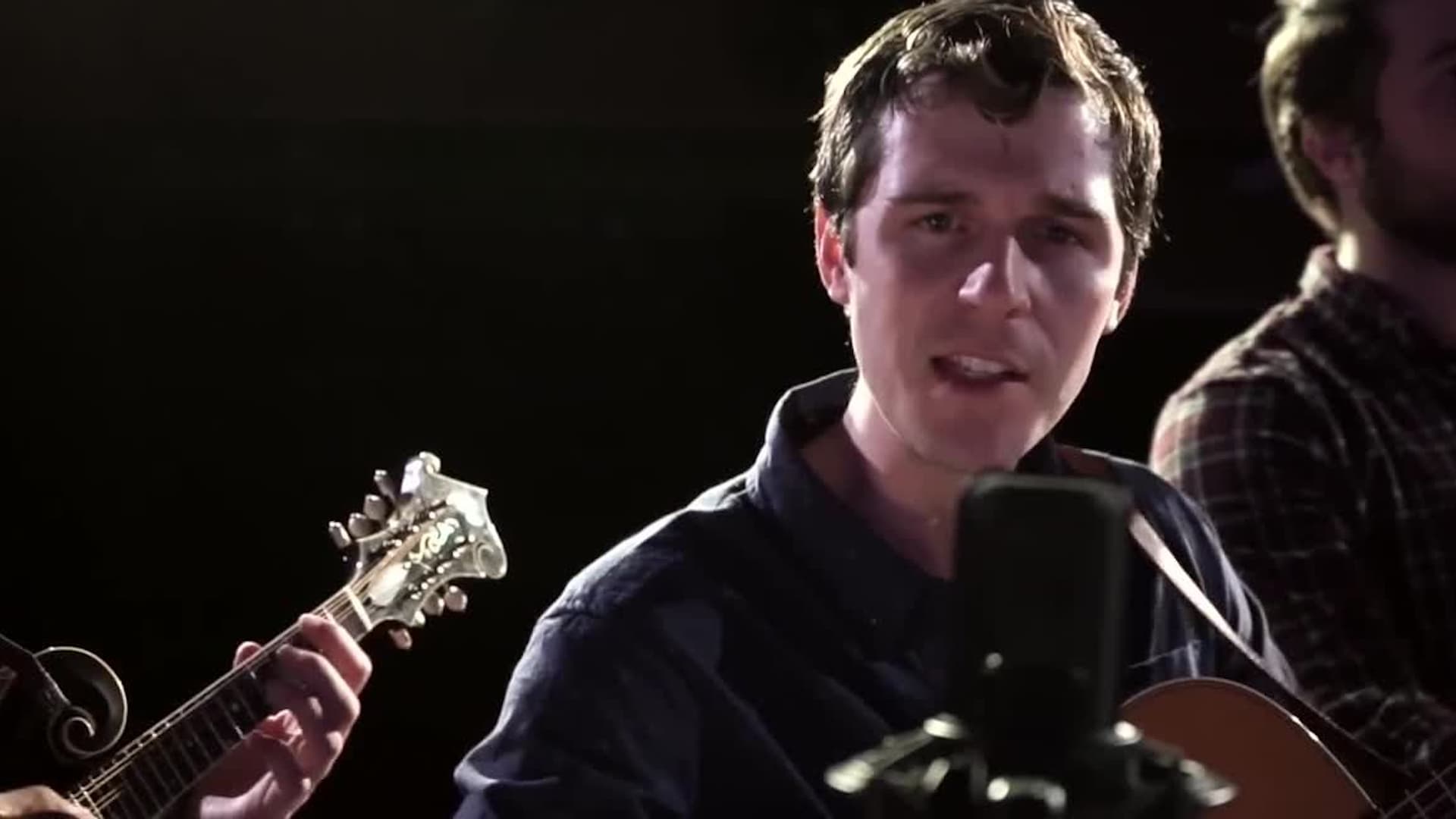 Watch DittyTV'S Earth Tones S05:E05 - The Barefoot M - Free TV Shows | Tubi